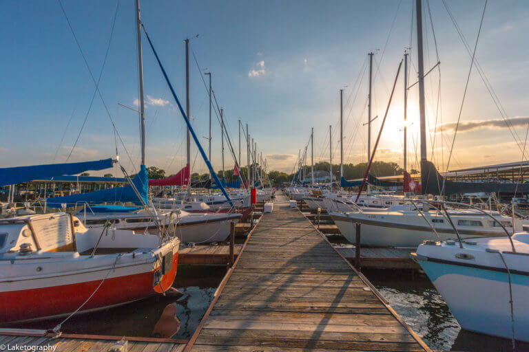 Boat Slips For Rent, Dallas, Garland, Texas | Captain's Cove Marina