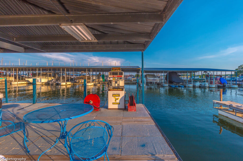 Boat Slips For Rent, Dallas, Garland, Texas | Captain's Cove Marina